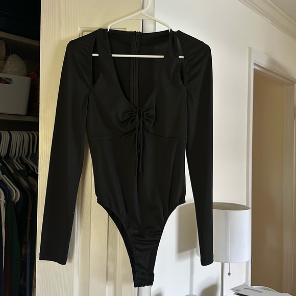 PrettyLittleThing | Tops | Black V Neck Body Suit With Details Long ...